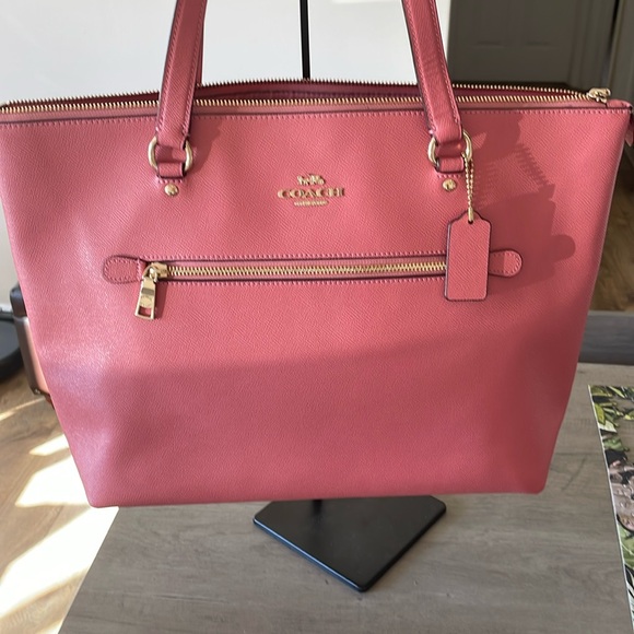 Coach | Bags | Coach Pink Tote Guc | Poshmark